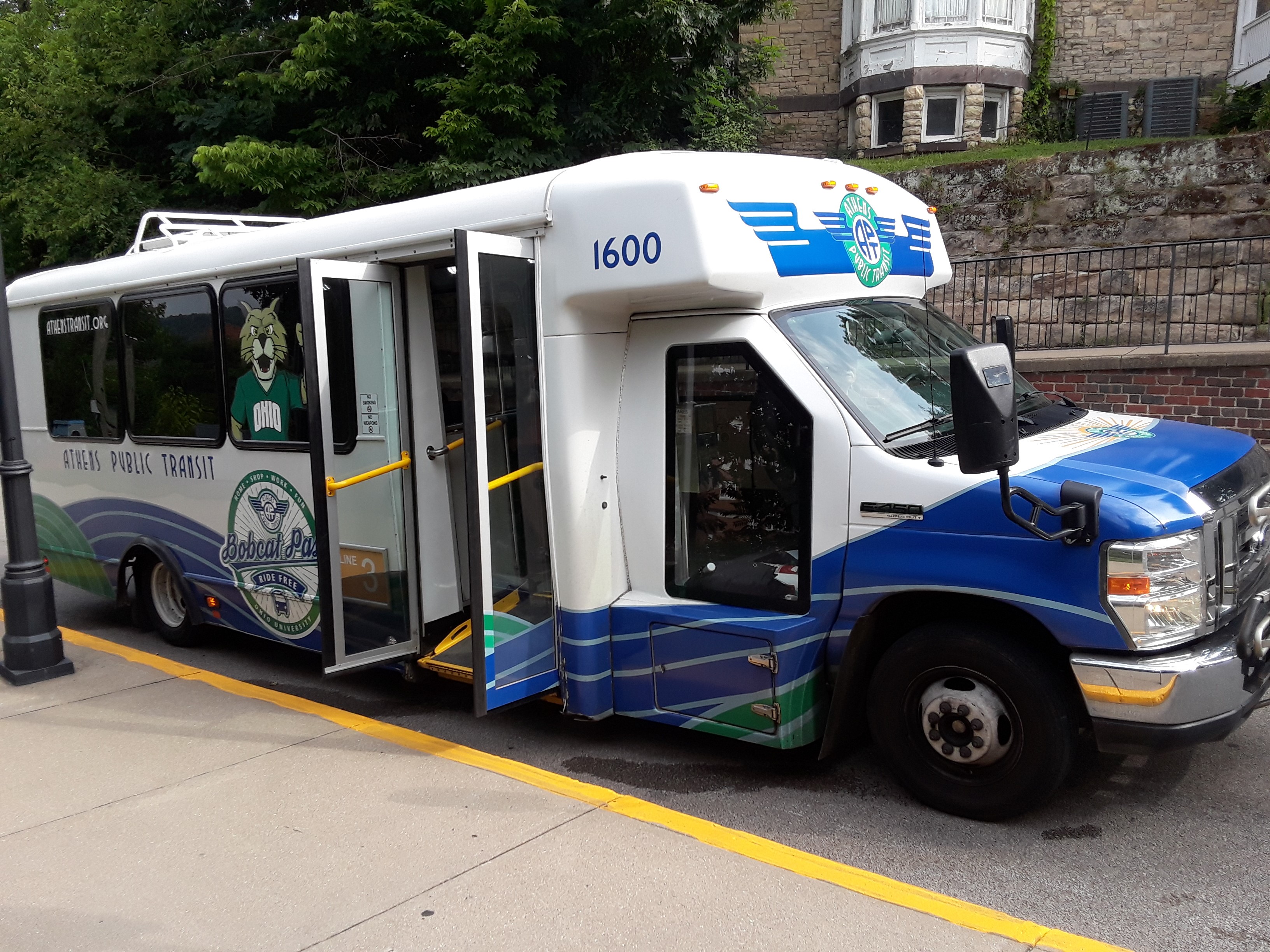 Accessible OHIO: How to refer people for accessible transportation options