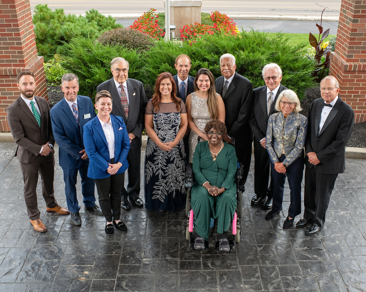 Ohio University honors 14 exemplary Bobcats at 2020-2021 Alumni Awards ...
